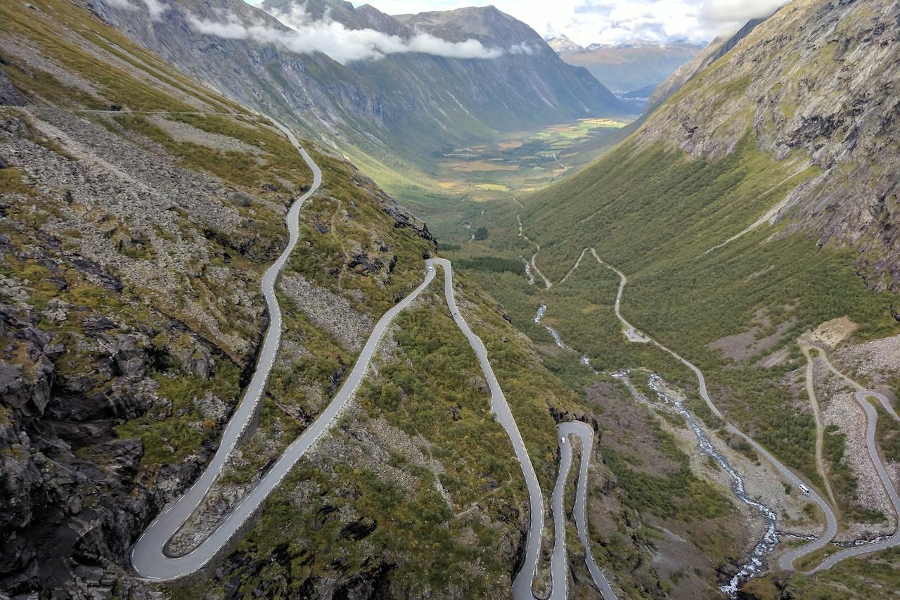 Sharp Turns Ahead: Here’s How to Navigate a Curvy ESG Landscape Sharp Turns Ahead: Here’s How to Navigate a Curvy ESG Landscape